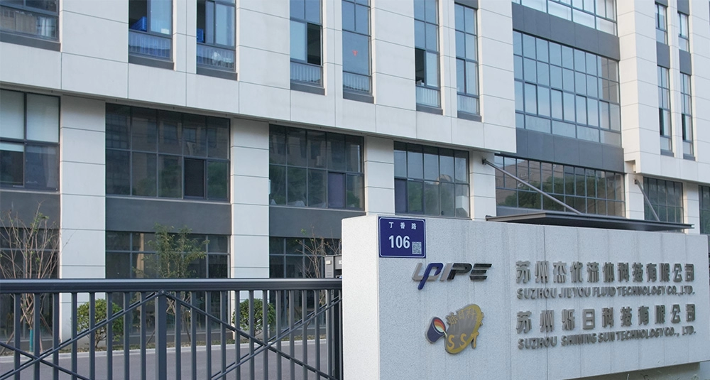 Blue Aluminum Compressed Air Line Installation for Facilities